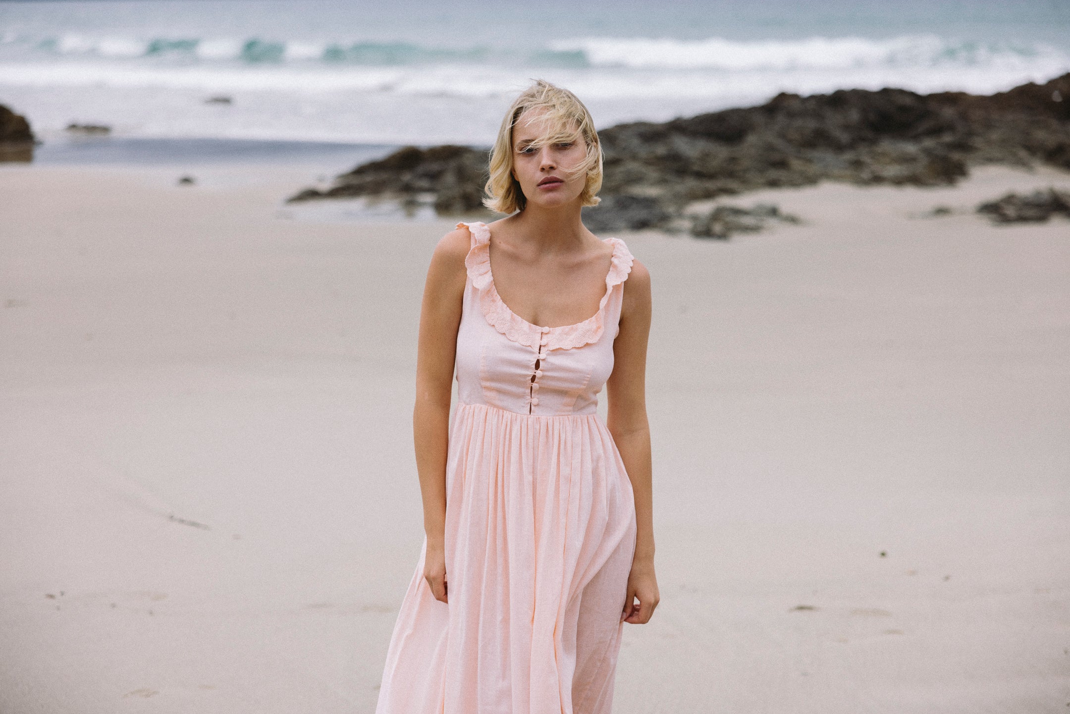 THE RENEE DRESS IN FADED PEACH – Kara Thoms Boutique